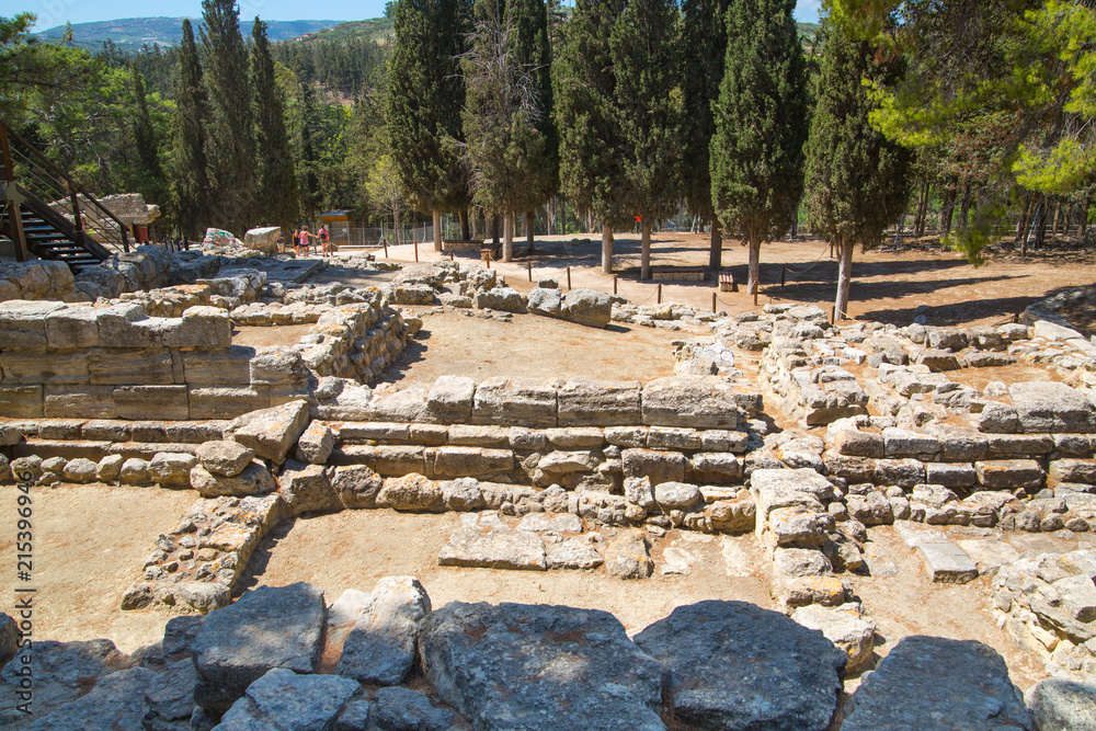 Greece, Crete. Knossos ruins, ceremonial and political centre of the ...