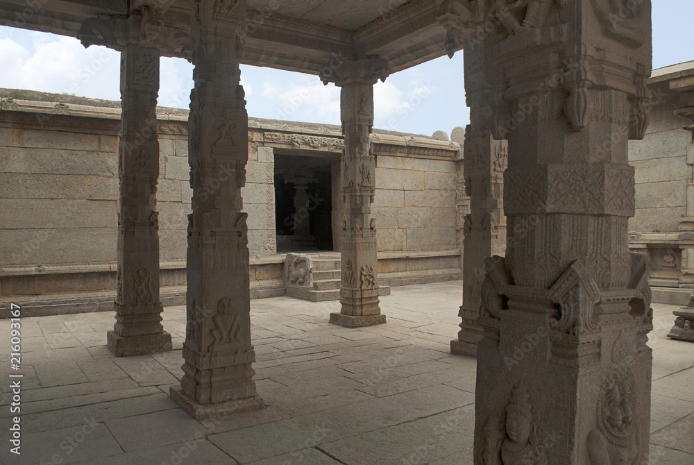 The open mandapa with tall and ornate cubical type of Vijayanagara ...