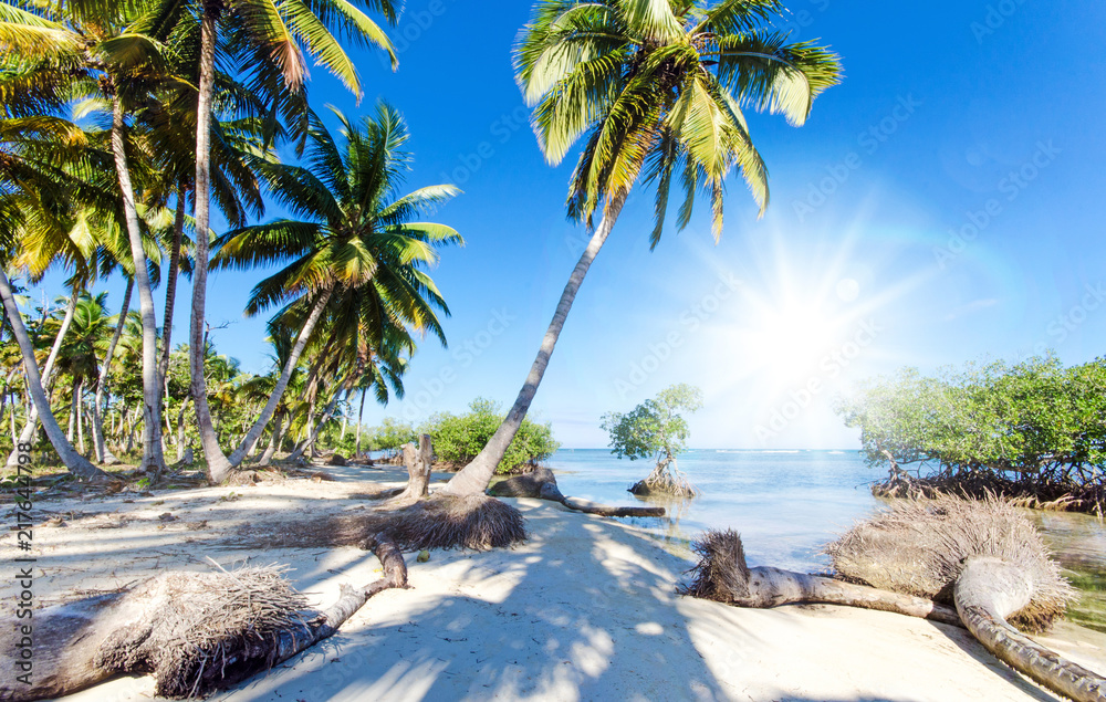Ferien, Tourismus, Sommer, Sonne, Strand, Auszeit, Meer, Glück ...