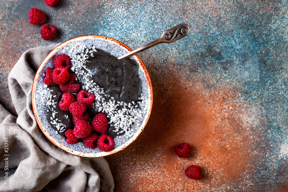 Activated charcoal smoothie and chia seed pudding bowl, vegan detox ...