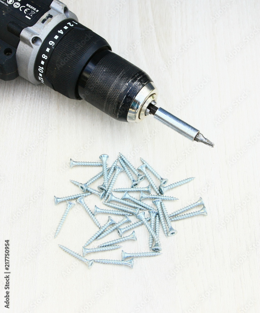 visses et visseuse ,matériel et outil Stock Photo | Adobe Stock