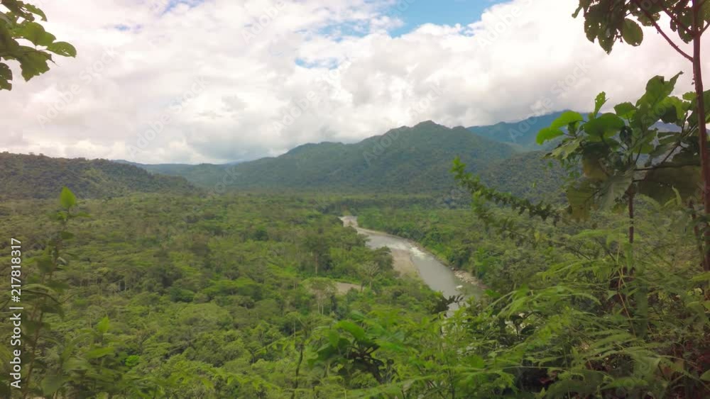 Vídeo do Stock: Experience the breathtaking beauty of the Ecuadorian ...