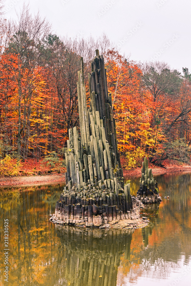 Rakotz Bridge (Rakotzbrucke, Devil's Bridge) in Kromlau, Saxony ...