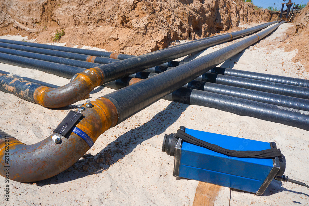 Non-destructive testing, X-ray beams of oil and gas pipelines DN150 in ...