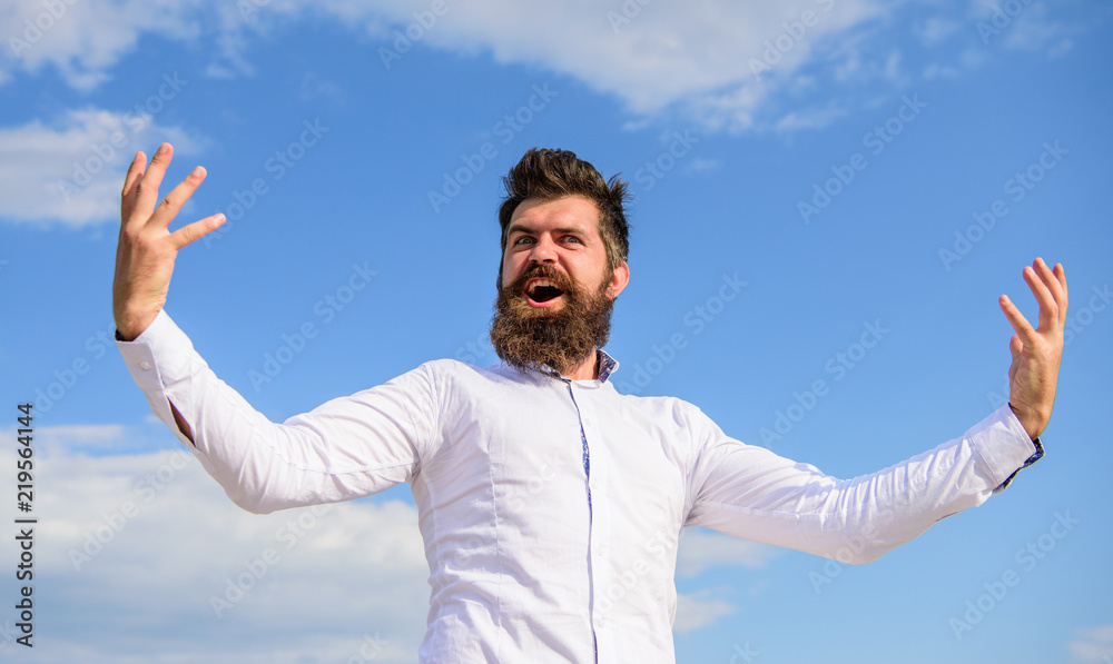 Way to understand narcissistic male. Hipster bearded looks attractive ...