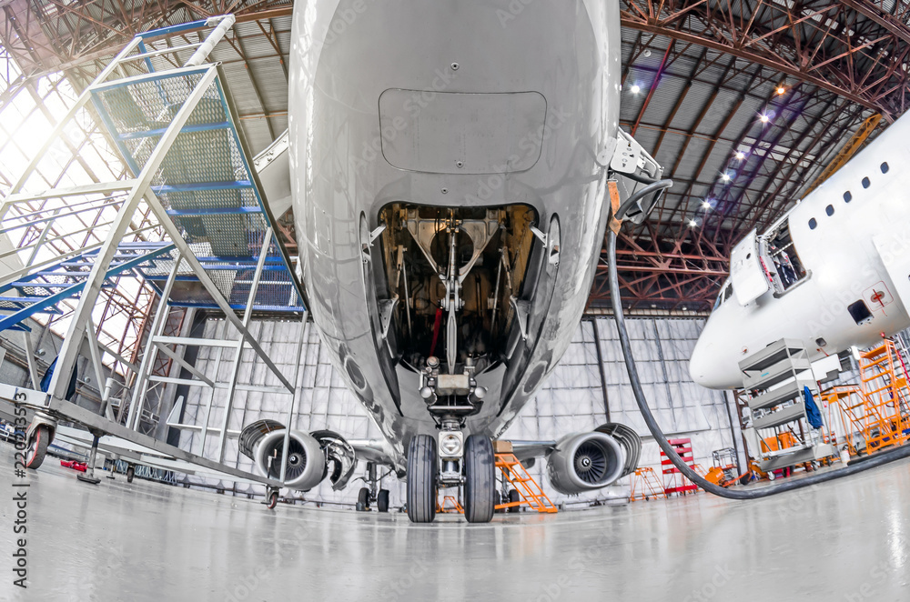 747 Front Landing Gear