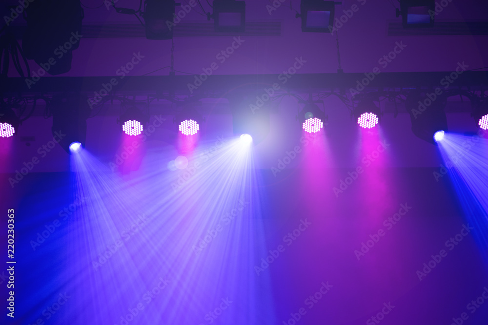 The protagonist on the stage of the theater, the spotlight designed by ...