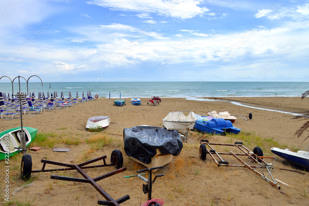veduta di alcuni angoli delle spiagge di Grottammare, Marche, Itelia ...