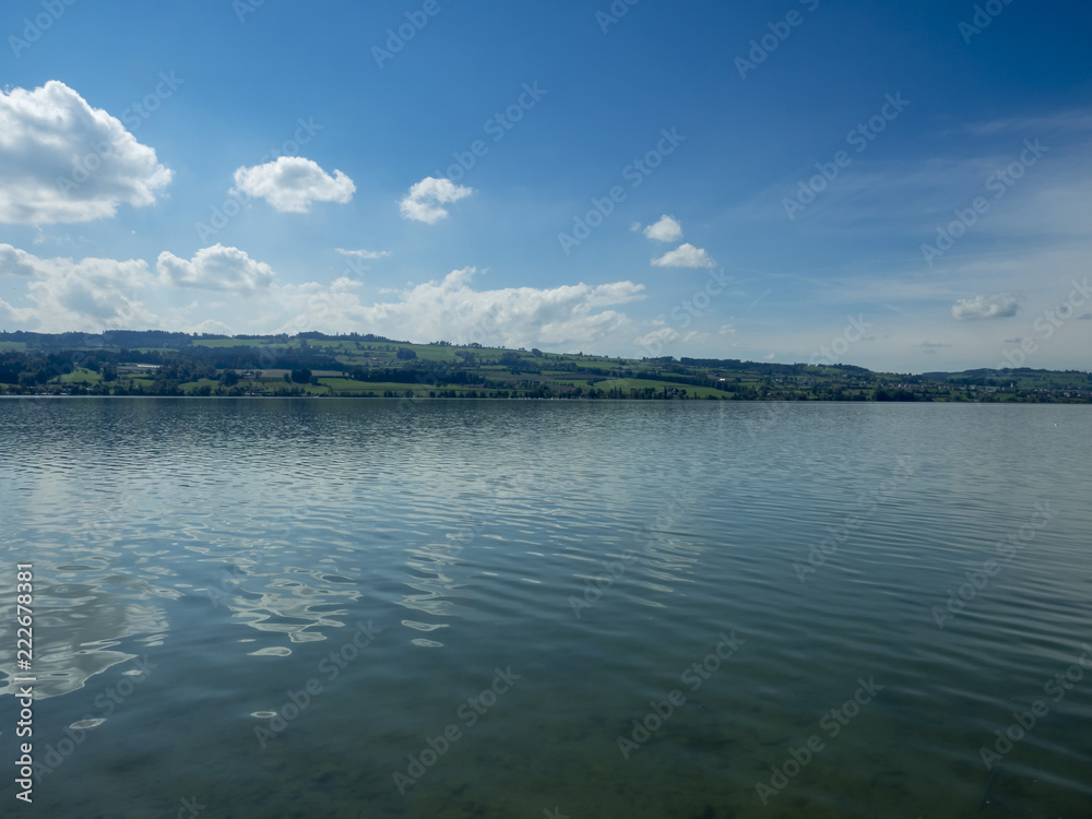 Randonnée autour du lac de Sempach (Sempachersee) dans le canton de ...
