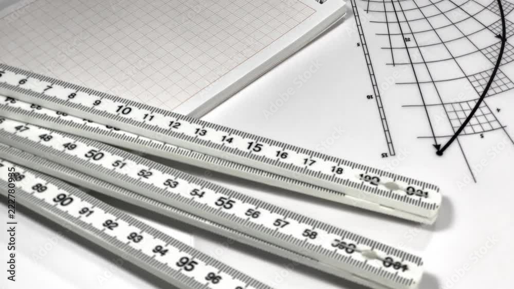 Vidéo Stock workplace of the architect: architectural drawings ...