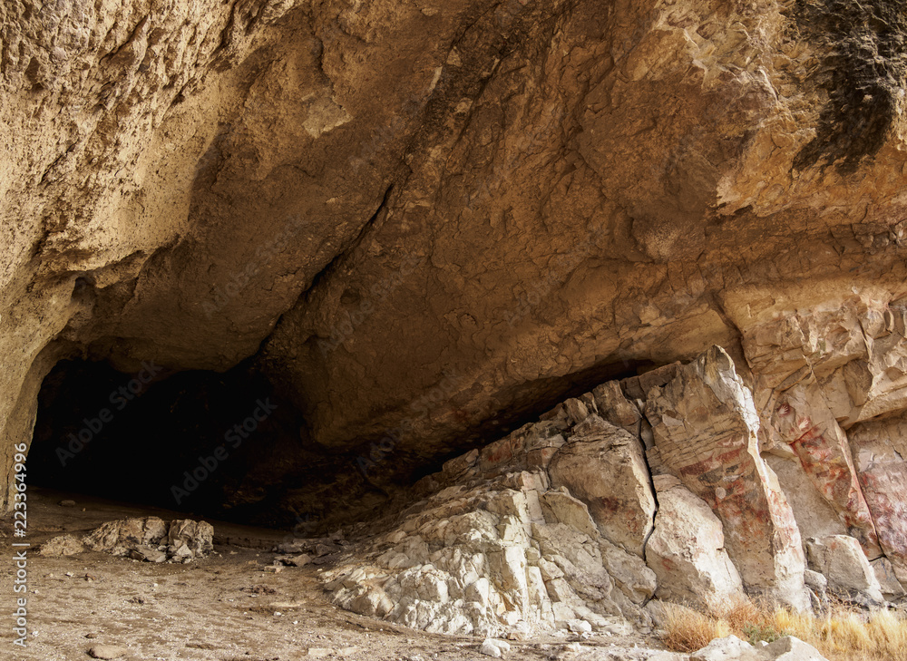 Cueva de las Manos, UNESCO World Heritage Site, Rio Pinturas Canyon ...