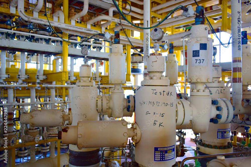 Offshore X-mas Tree at Wellhead Platform.Piping and vale on offshore ...