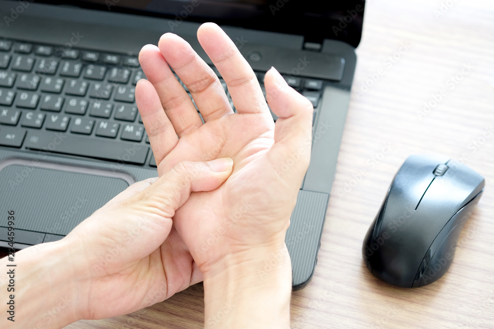 Hands of computer users have pain and injury to the fingers. From ...