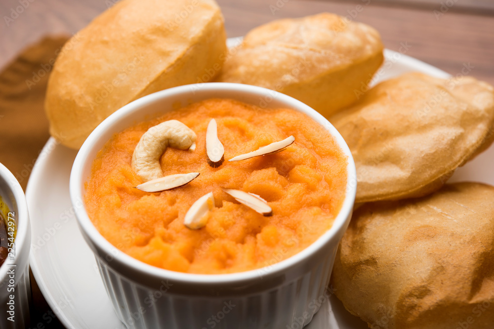 Poori Halwa