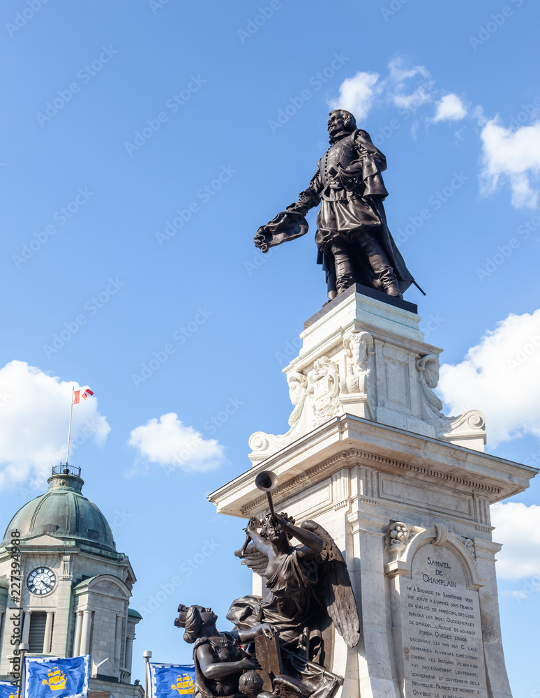 Samuel De Champlain Statue