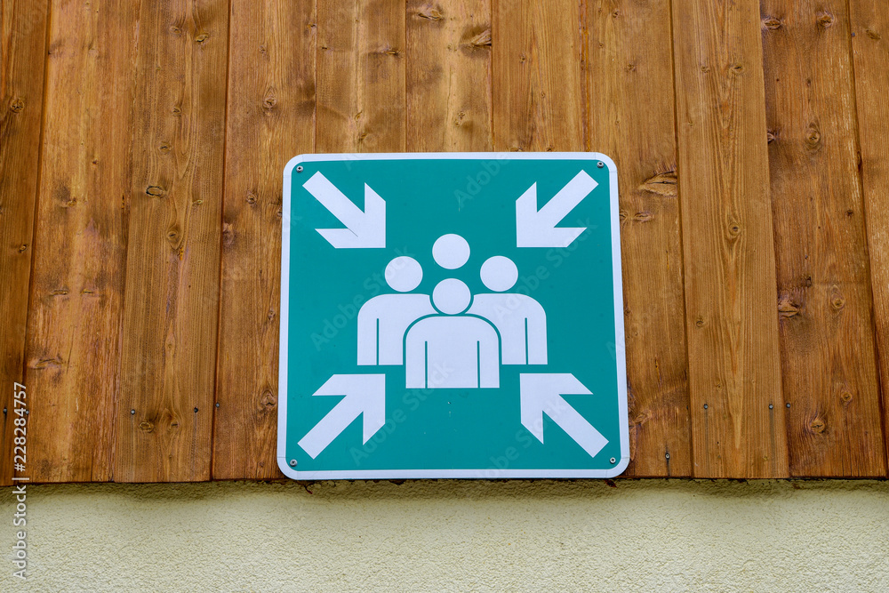 schild hinweis zeichen sammelstelle notfall unfall rettung gefahr 112 ...