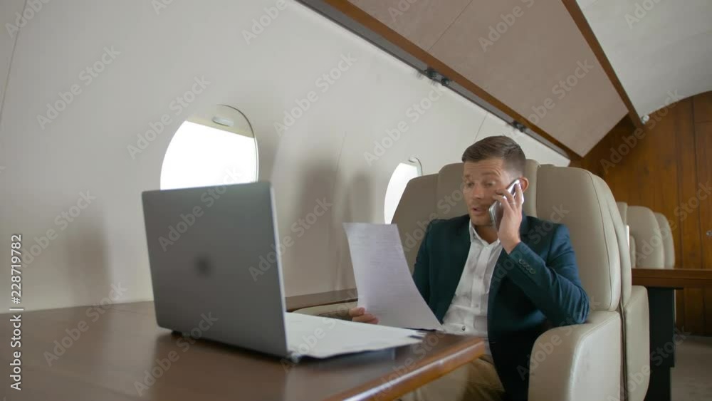 Rich mature business man talking by mobile phone partner connection ...