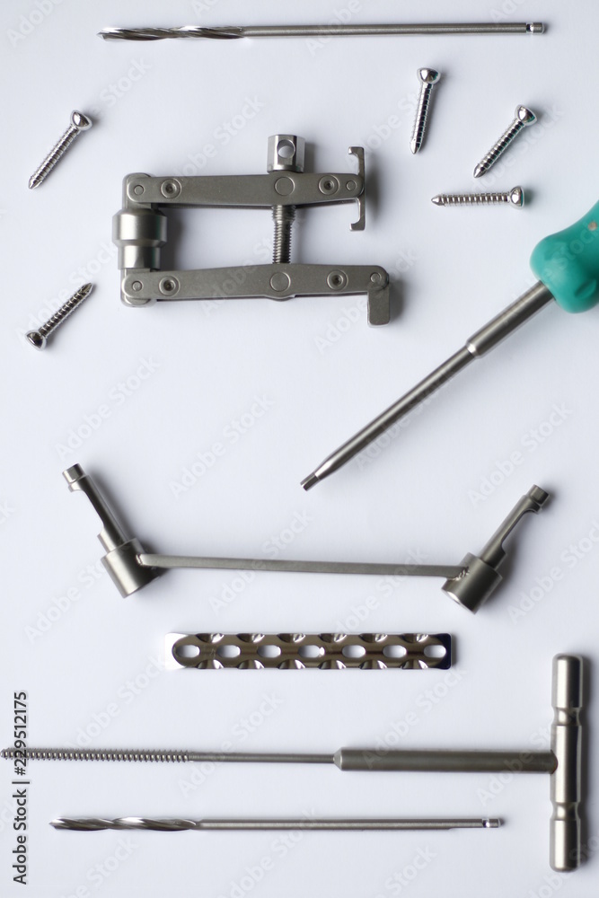 Surgical instruments in traumatology for osteosintesis in case of bone ...