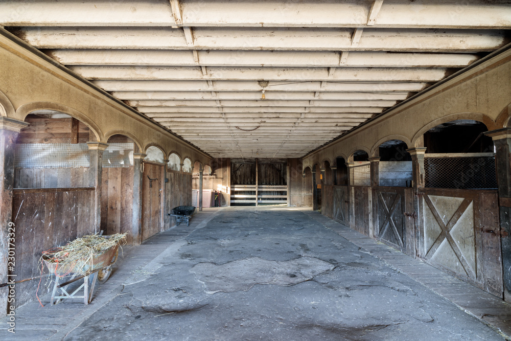 Foto de Inside an historic Victorian Horse Barn at Wilder Ranch. Wilder ...