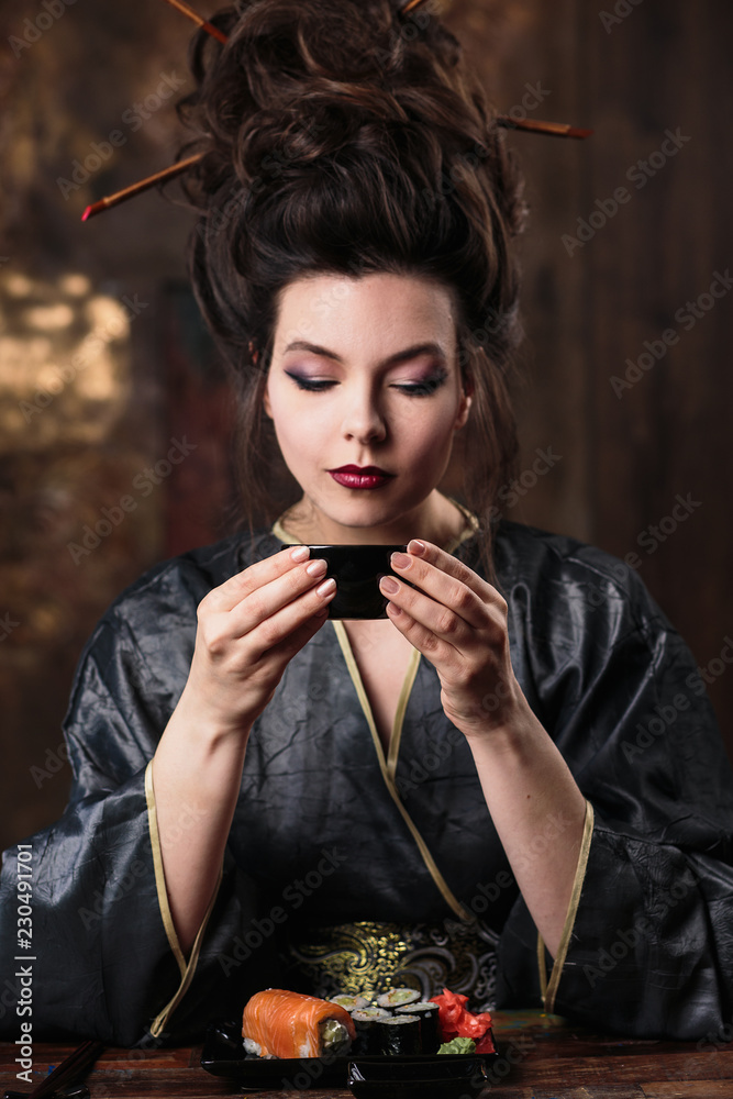 Geisha Fashion Makeup