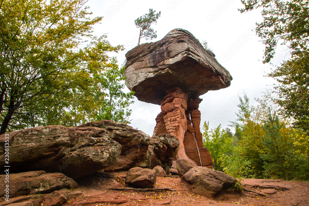 Sandstone rock formation formed like a table called devil´s table ...
