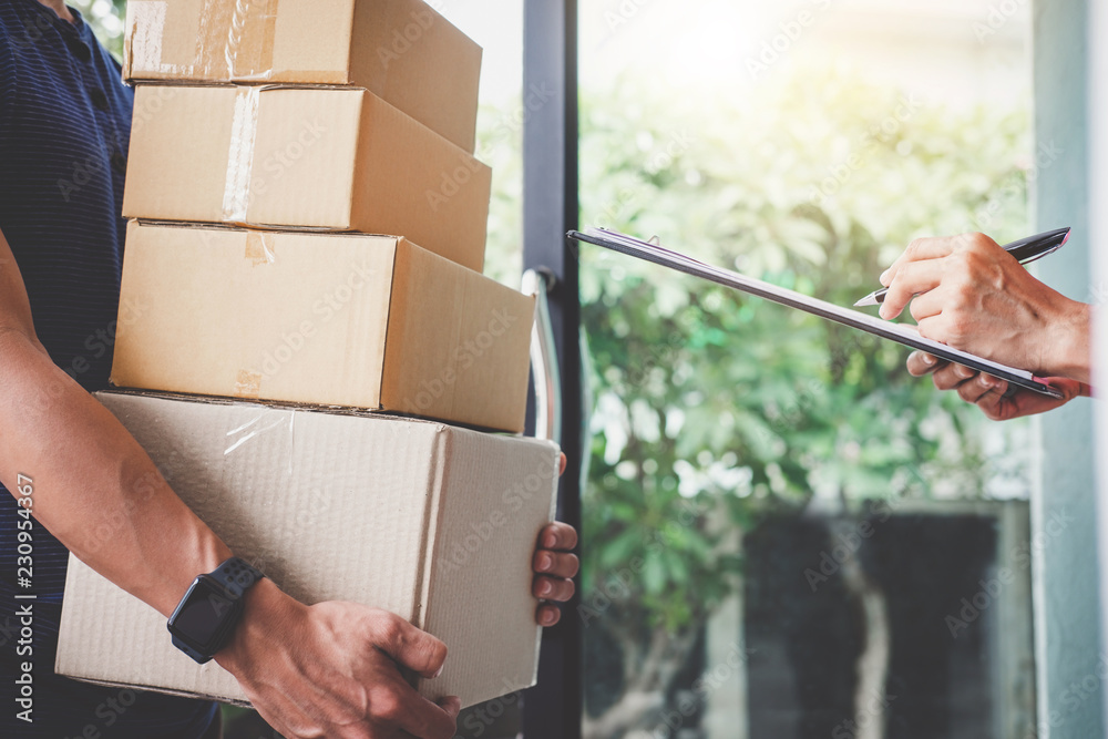 Home delivery service and working with service mind, Woman customer ...