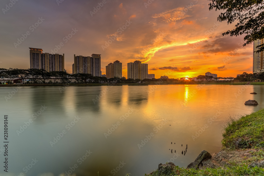 Beautiful landscape abstract citybackground and The light of sun ...