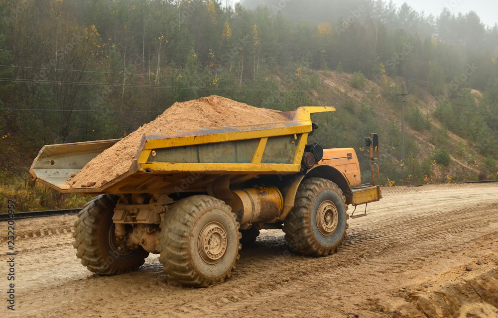 Earth Mover Dump Truck