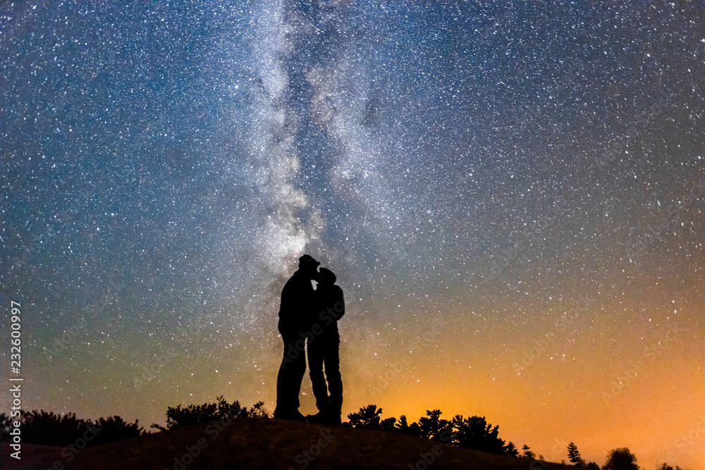 Silhouette of Couple Kissing Under Milky Way Galaxy Night Sky Stock ...