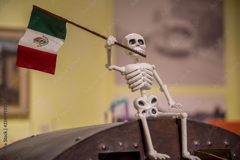 calaveras de dia de muertos multicolores, dia de muertos con huesos y ...