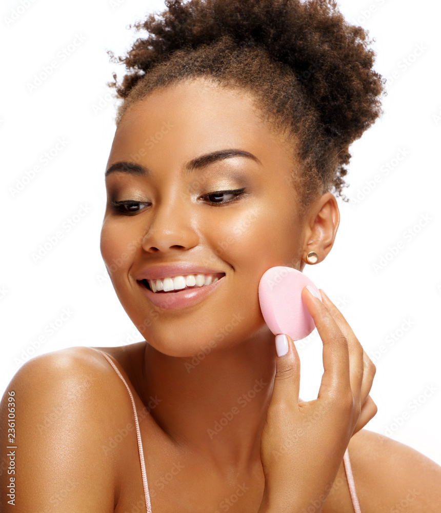 Using A Makeup Sponge | Makeupview.co