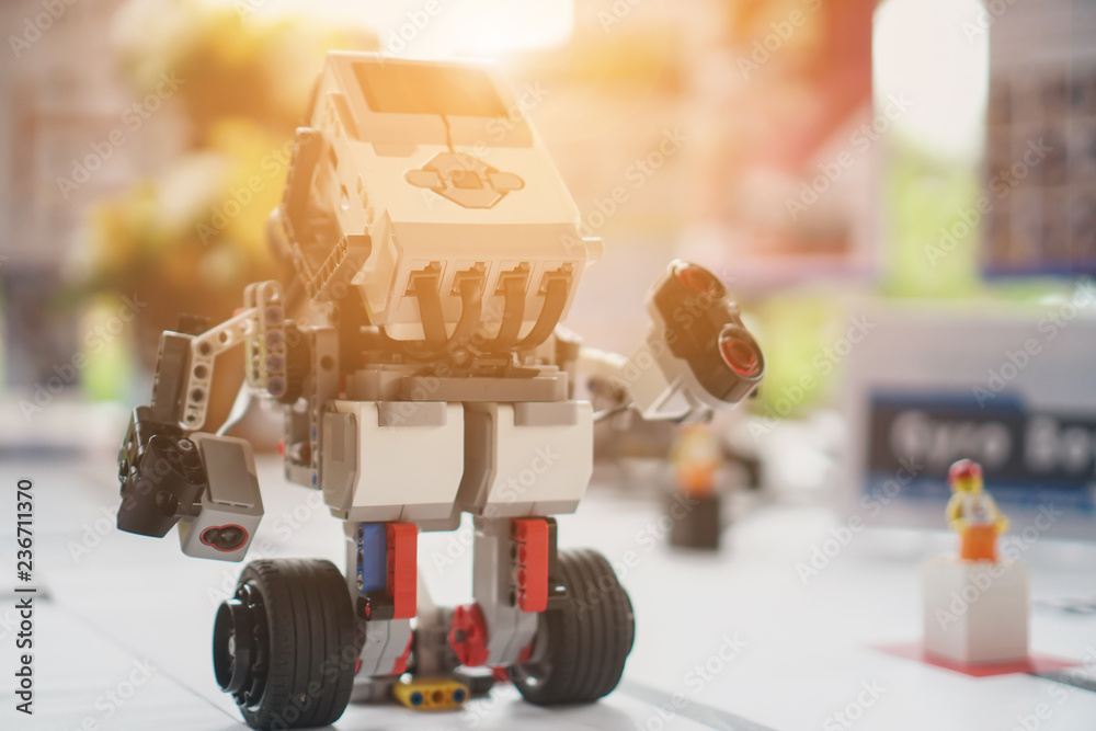 Stem education.robot at lab. Early development, diy, innovation, modern ...