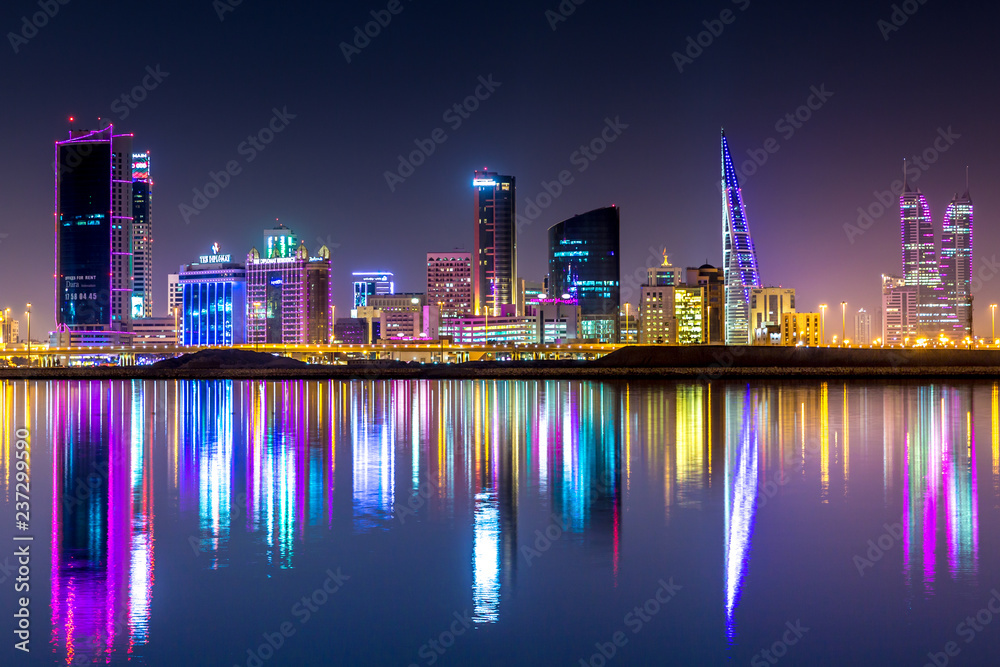 The skyline of Manama, capital of Bahrain with the World trade Center ...