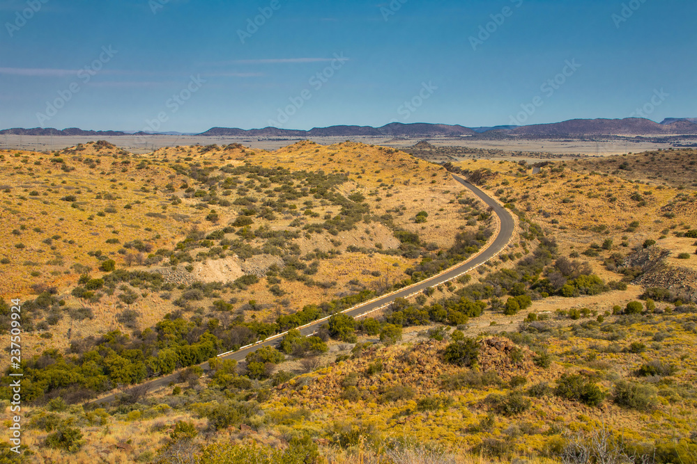 Gariep dam on the Orange River in South Africa, the largest dam in ...