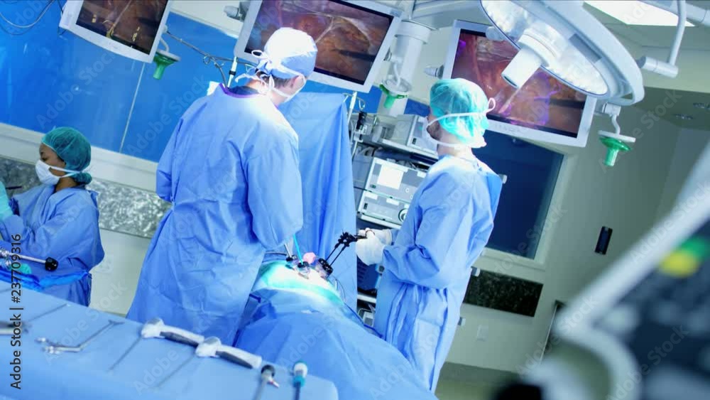 Surgical training team in scrubs in the operating theater of Multi ...