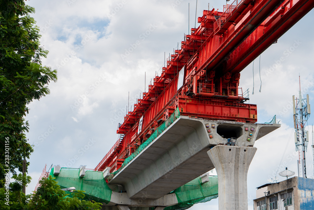 Building railway concrete structure using truss launcher, Skytrain ...