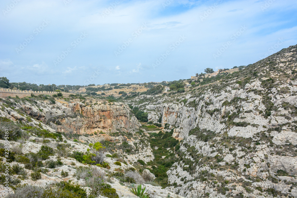 Foto de Famous natural limestone arch of the Blue Grotto is a number of ...