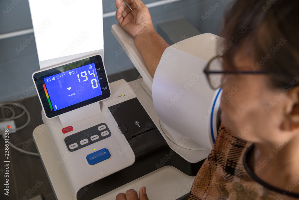 Blood pressure. Digital blood pressure, Self-measurement of blood ...