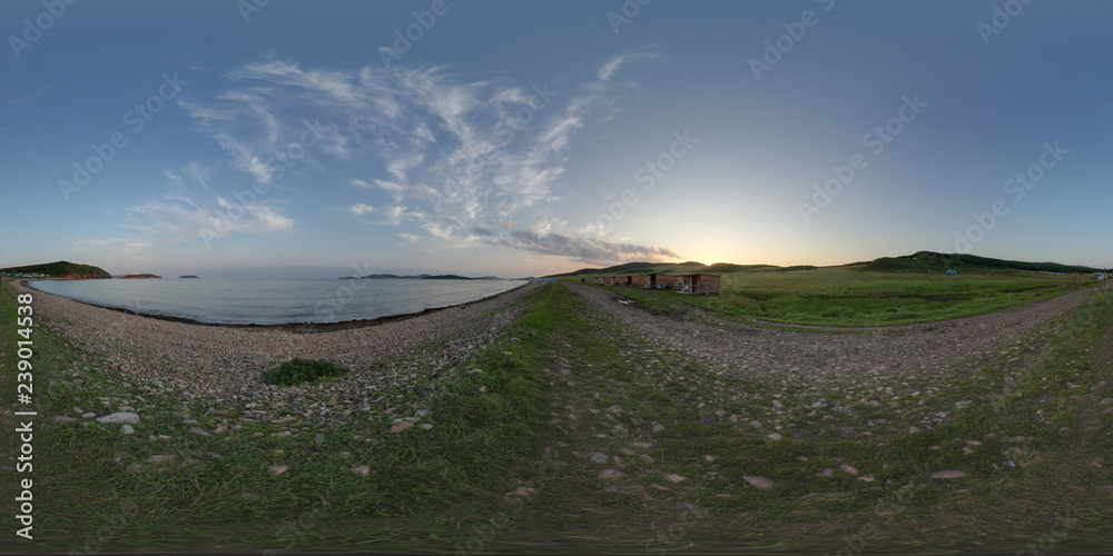 Foto de Spherical panorama of sea beach at sunset. Full 360 by 180 ...