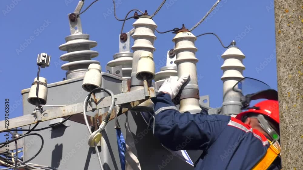 Video „High voltage transformer with electrical insulation and ...