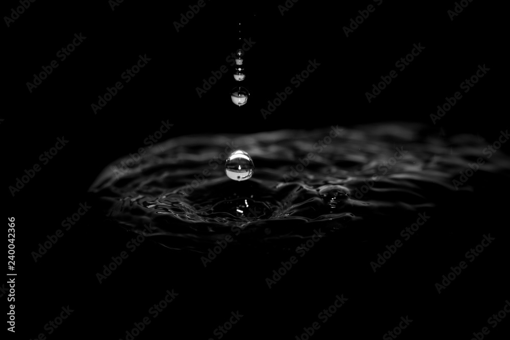 Splash gotas de agua macro. Stock Photo | Adobe Stock