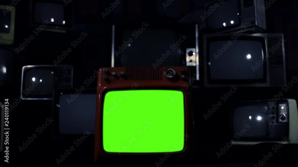 Vintage TV Turning On Green Screen. Dark Tone. Zoom In. You can replace ...