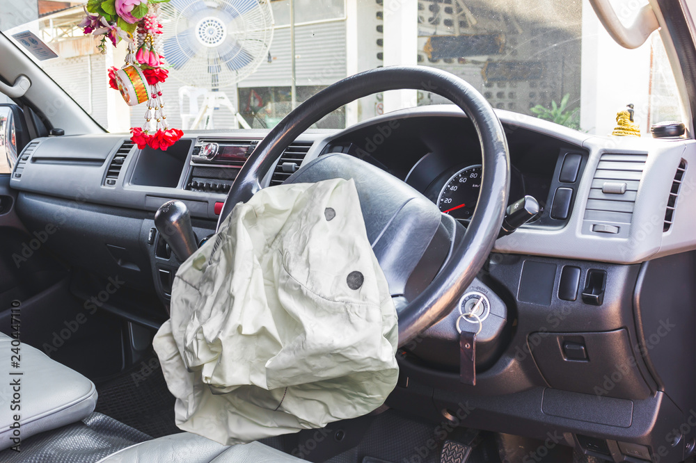 Car Crash Airbag Video at Debra Helton blog