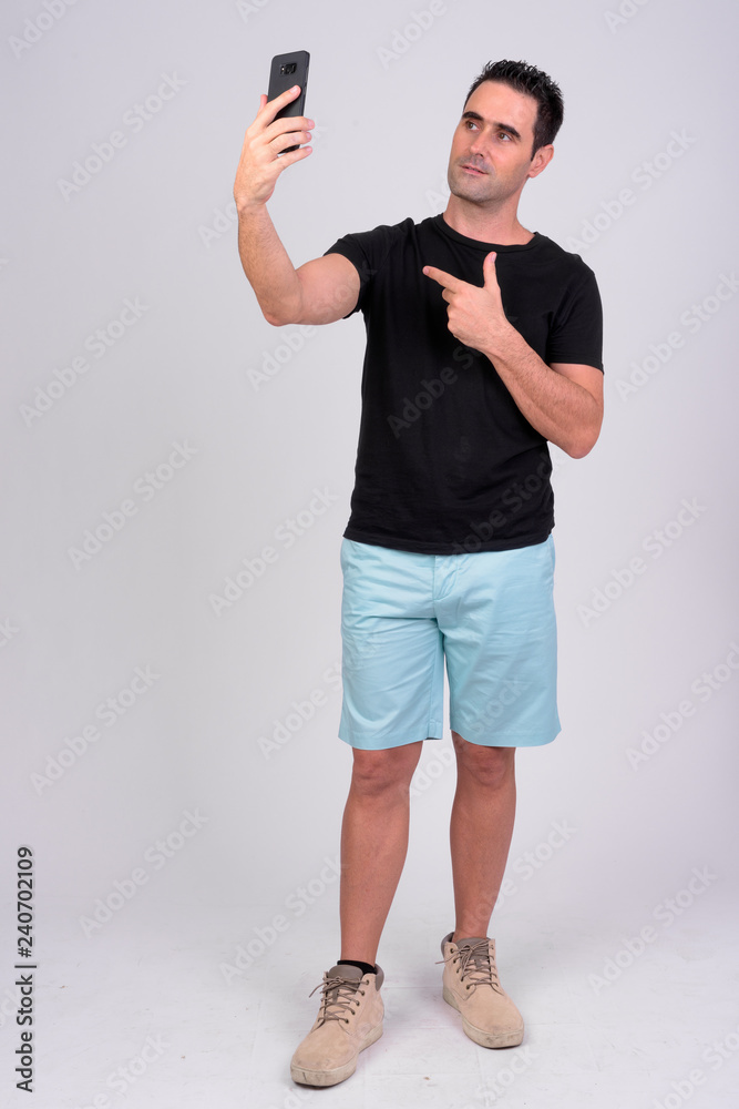 Guy Body Selfie