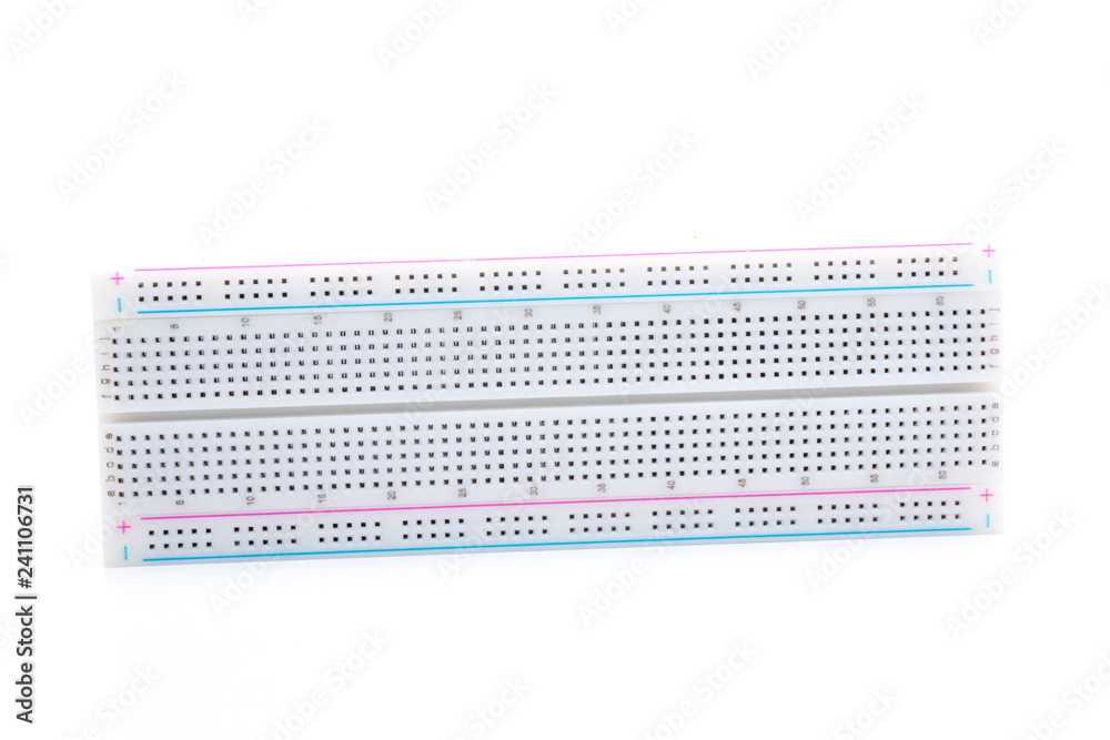 Foto de one breadboard arduino do Stock | Adobe Stock