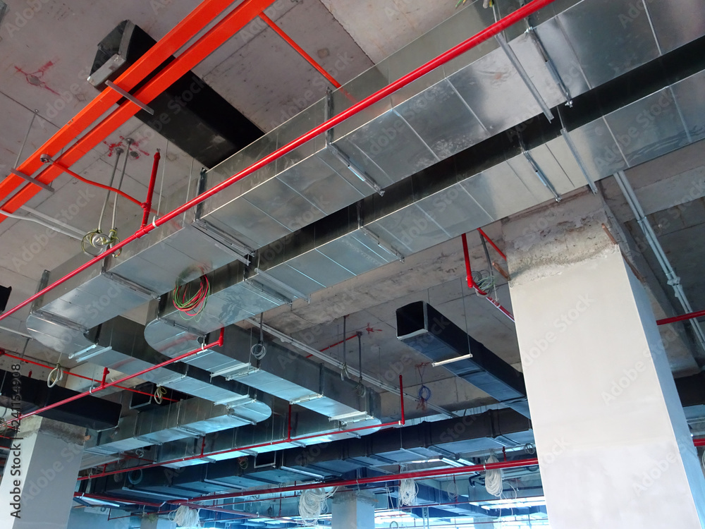 Air condition duct and other services above ceiling level coordinated ...