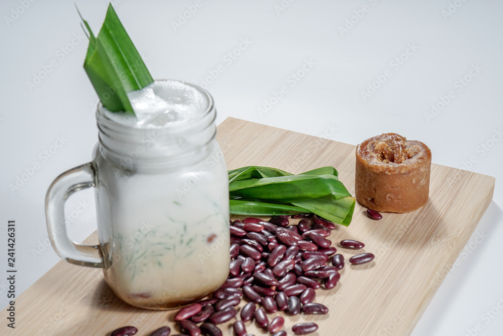 Cendol / Cendol is an iced sweet dessert that contains droplets of worm ...