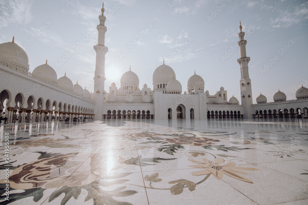 Sheikh Zayed Grand Mosque, UAE in Abu Dhabi. The 3rd largest mosque in ...