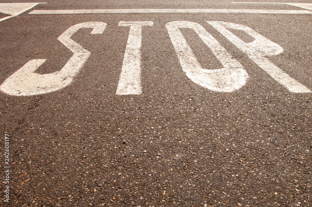 panneaux stop, stop signs Stock Photo | Adobe Stock