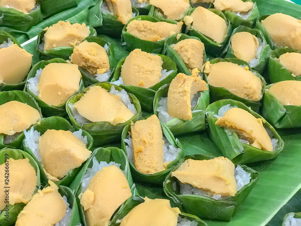 row of Sweet Sticky Rice with Thai Custard, Thai dessert Stock Photo ...